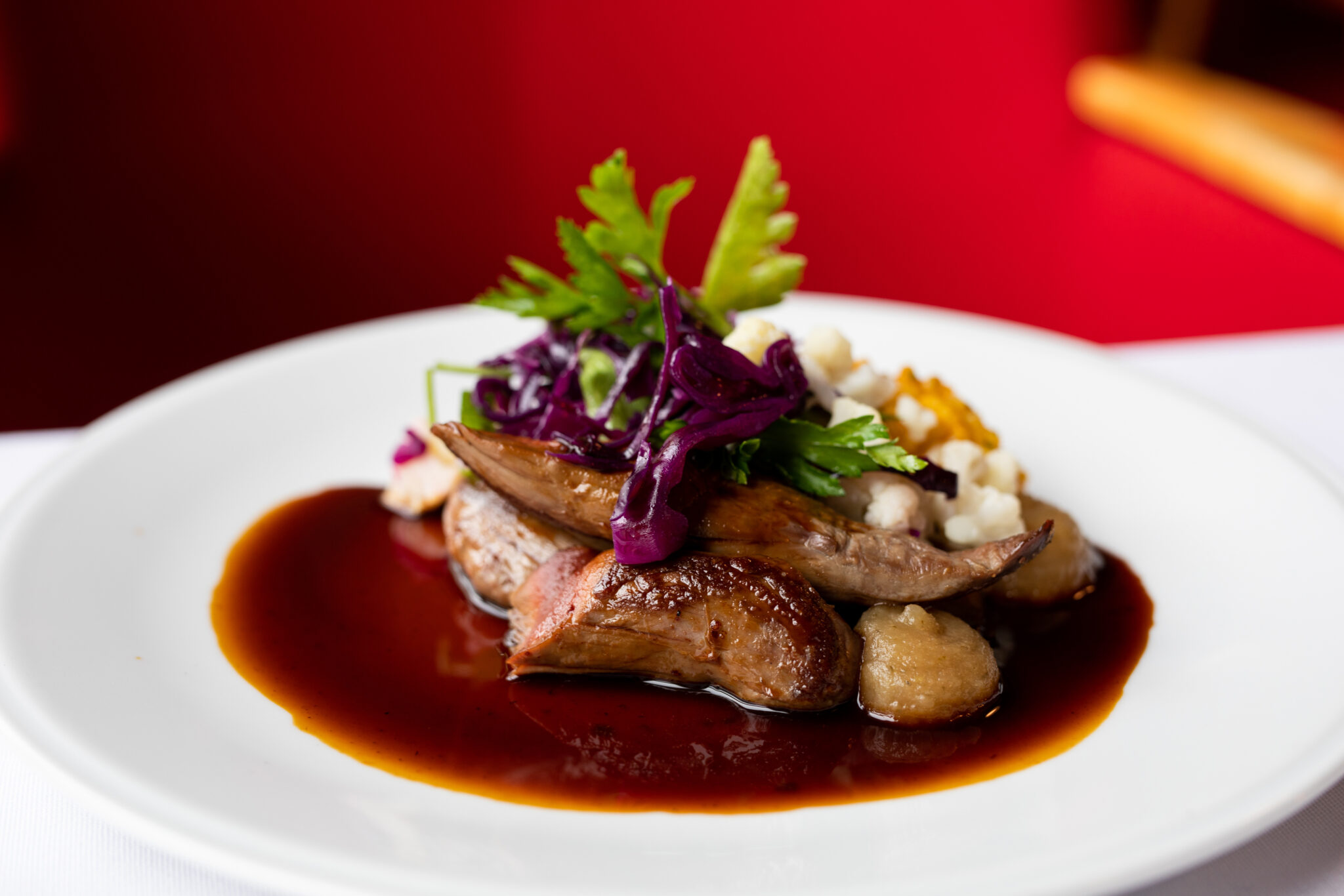 Viisi Helsingin keskustan ravintolahelmeä, jotka on syytä kokea niin lounaalla kuin illallisella