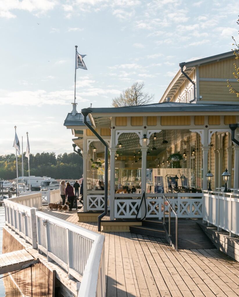 Opas: Nämä ravintolat Naantalissa ovat kesäkaupungin helmiä